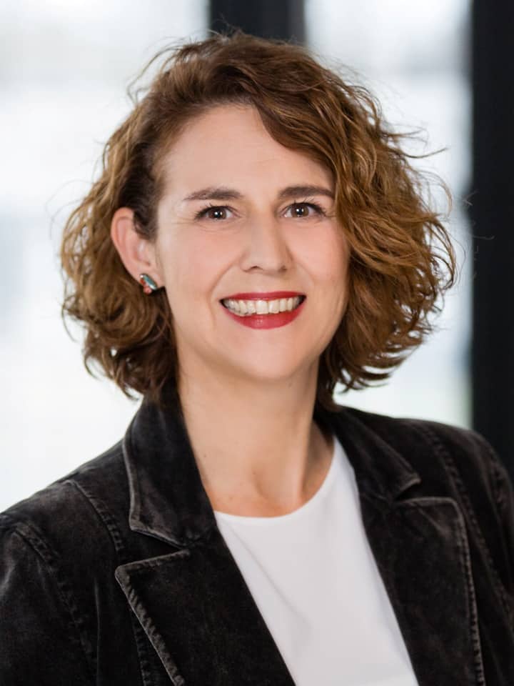 Angela Höffer - Mayflower Capital